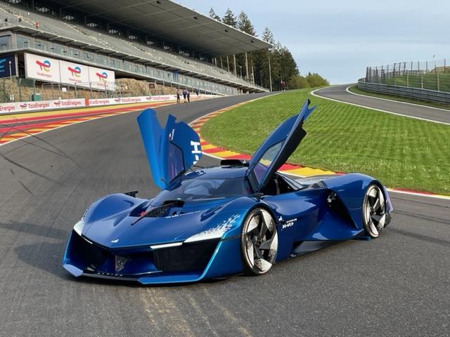 Alpenglow Hy4: Alpine's four-wheeled hydrogen laboratory - H2Today