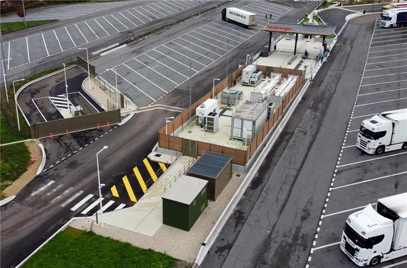 La station à hydrogène de Teal Mobility à Reims alimentée par de l ...